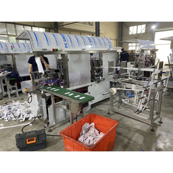 Quality High Speed Single Sachet Wet Wipe Packing Machine Four Side Sealing Alcohol Prep for sale
