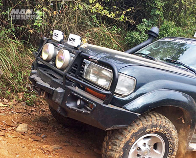 LC80 Rear 80 Series Land Cruiser Winch Bull Bar With Fuel Tank And ...