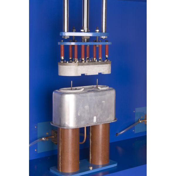 Quality Three phase Induction Brazing Machine Heating Treatment 360V-520V for sale