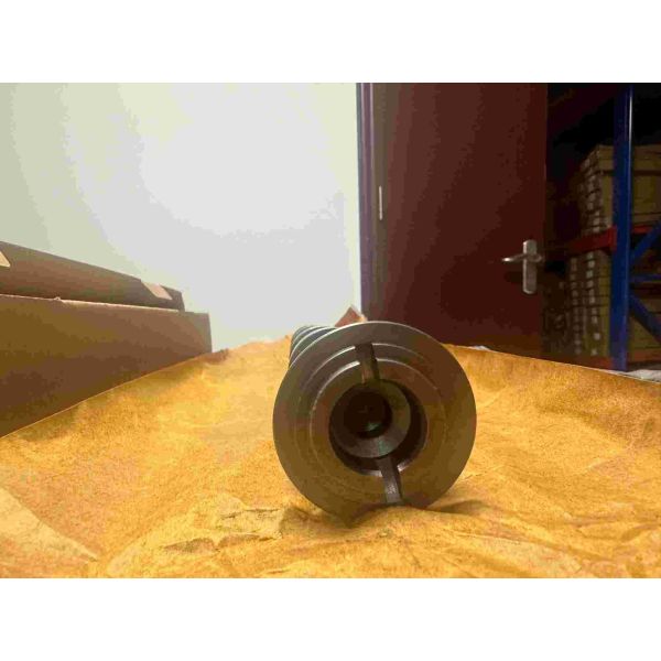 Quality MD192815 Mitsubishi Engine Camshaft Model 4g64-16v Material Casting for sale