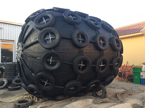 Quality Floatable Pneumatic Marine Fender Wear Resistant Inflatable Rubber Ship Fender for sale