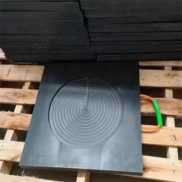 Quality Durable HDPE Composite Truck Mounted Cranes Pressure Resistant Outrigger Pads for sale