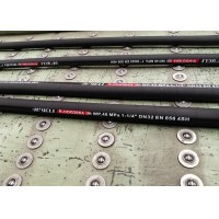 Quality Oil Resistant DN32 EN856 4SH Wire Spiral Hydraulic Hose for sale