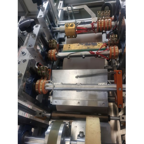 Quality 140pcs/Min Medical CPE Plastic Shoe Cover Making Machine for sale