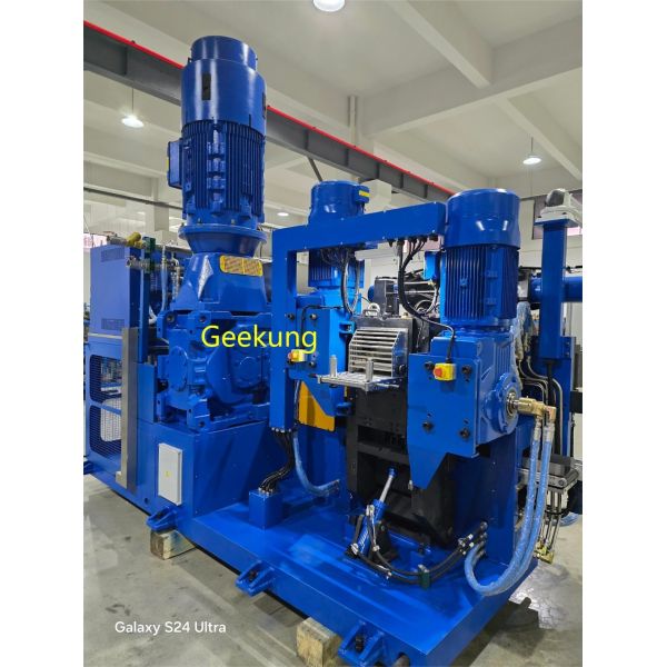 Quality Customized Continuous Gear-Pump Rubber Strainer Machine for Temperature for sale
