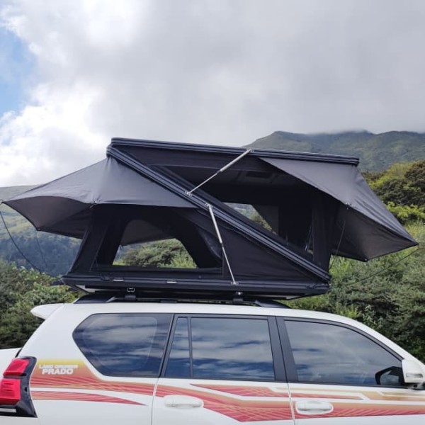 Quality 4x4 One Bedroom RTT Roof Top Tent Simple Setup Easy Operation Moisture Proof for sale