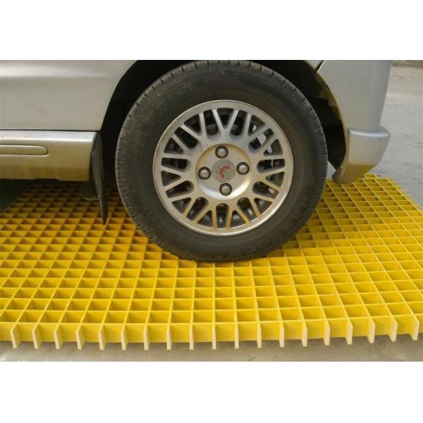 Quality 38MM Square Hole Plastic floor grating Yellow Color Free Sample for sale