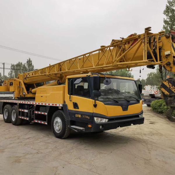 Quality Max. Lifting Load 70ton Used Truck Crane with Good Condition and 2001-4000 Working Hours for sale