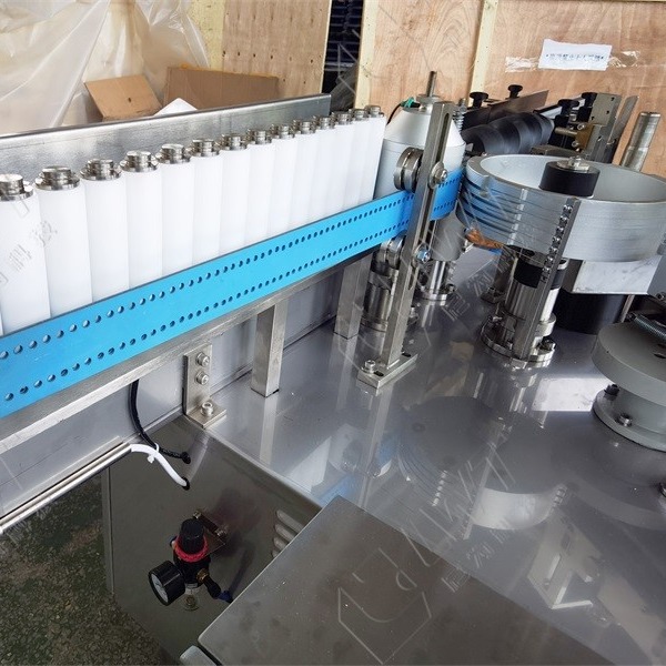 Quality Vertical Wet Glue Automatic Labeling Machine For Boxes Can for sale
