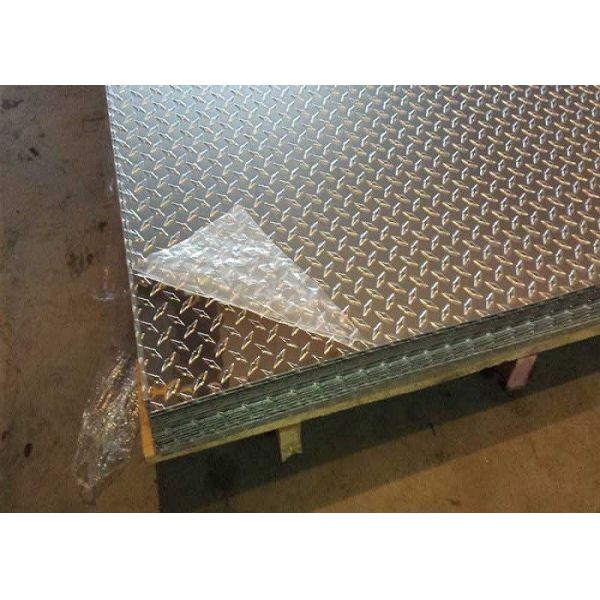Quality 5052 H32 Aluminum Diamond Plate Thickness Custom For Commercial Vehicles for sale