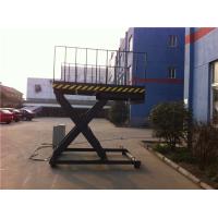 Quality Scissor Mechanism Hydraulic Dock Lift , Electric Dock Lift Lifting And Lowering Goods for sale