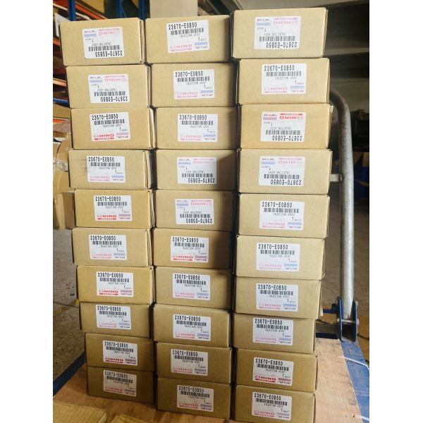 Quality 23670-E0B50 095000-5226 23670-E0341 23670-E0340 Injector FOR HINO E13C for sale