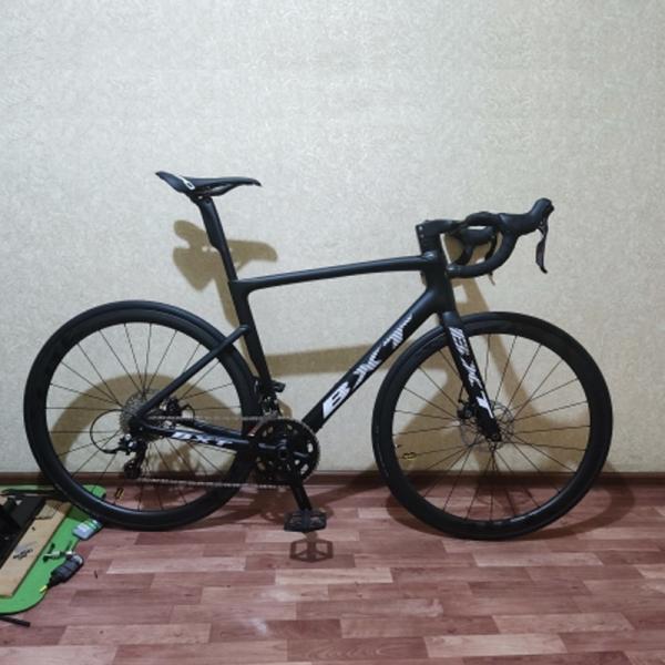 Quality 700C Fully Hidden Cable Road Bikes Full Carbon Fiber for sale