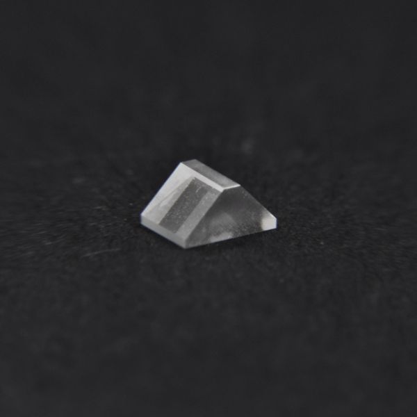 Quality Triangle Prism Optical CVD Diamond 6-Side Polished High Transparency Loose Mono for sale
