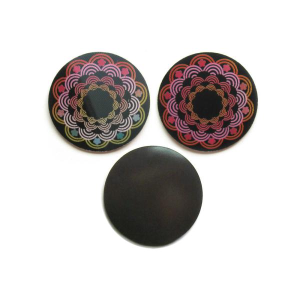 Quality Printed Round Personalized Fridge Magnet , Rubber Black Refrigerator Magnets for sale