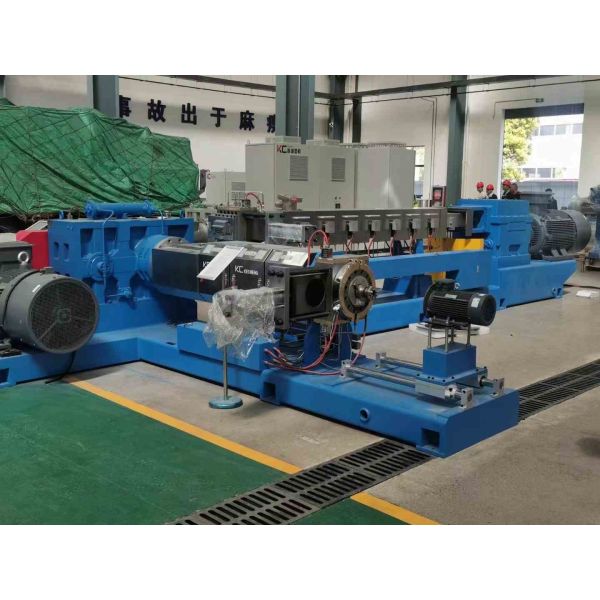 Quality 160KW 110L Plastic Recycling Equipment Rubber Process Machine for sale