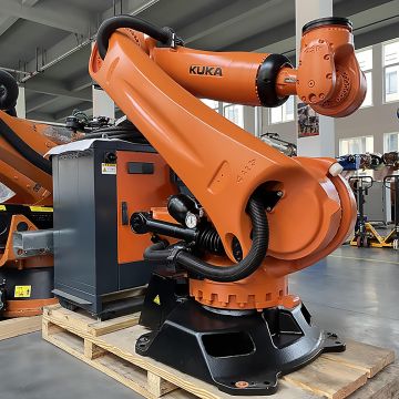 Quality Used 6 Axis Modern Industrial Robots KUKA KR210 Material Handling Robots for sale