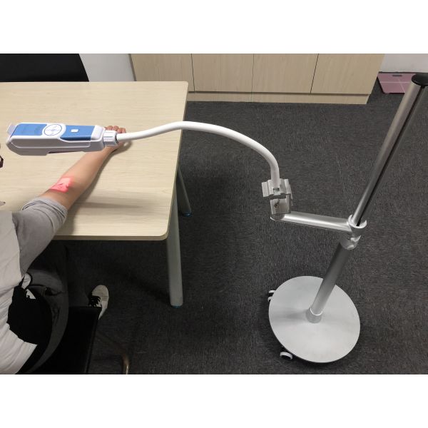 Quality Medical Vein Finder Vein Locator Device Increasing Nurse's Efficiency 850Nm Wavelength Image Resolution 720*480 for sale