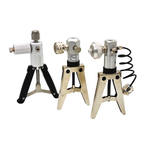 Quality 60Bar Hand Held Pneumatic Calibration Pump Clean Air Pressure Pump for sale