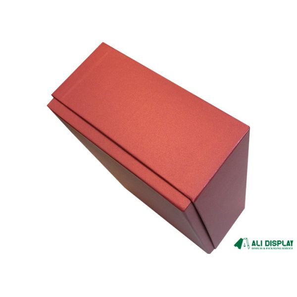 Quality Red 350mm Cosmetic Packaging Boxes 200gsm Cosmetic Cardboard Packaging for sale