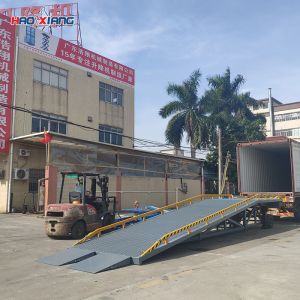 Quality Heavy Duty Portable Loading Ramps Forklift Container Loading Ramp for sale