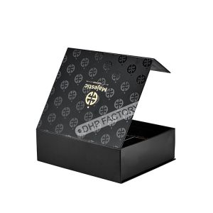 Quality Luxury Magnetic Closure Rigid Boxes With Spot Uv Finish Logo Fashionable for sale