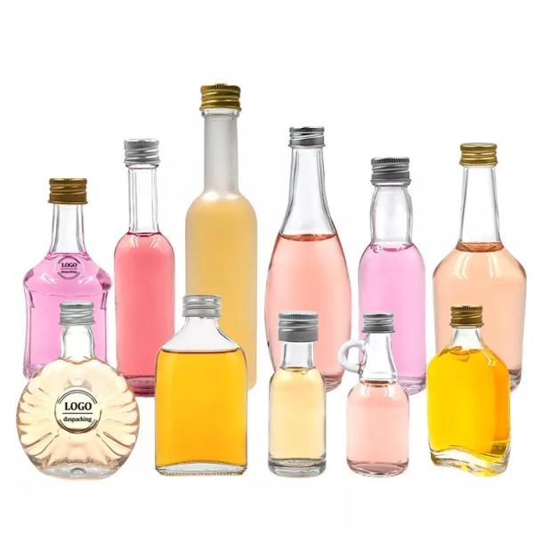 Quality Body Material Glass 30ml 40ml 50ml 100ml Mini Bottle for Beverage Juice Wine Spirit Liquor for sale