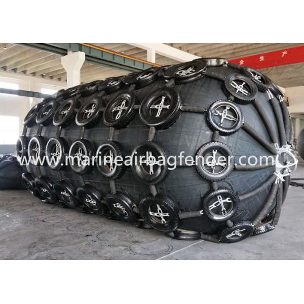 Quality 50kPa Berthing Pneumatic Marine Fender For LNG Vessels for sale
