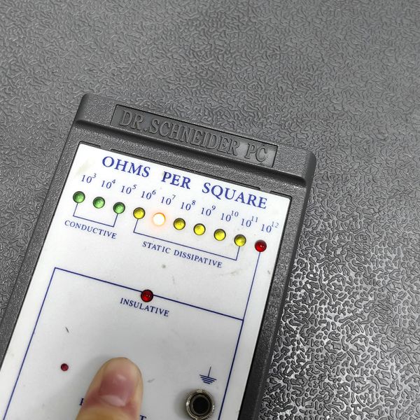 Quality ESD PVC Floor Tile Interlocking ESD Floor Mat Antistatic Floor Tiles for for sale