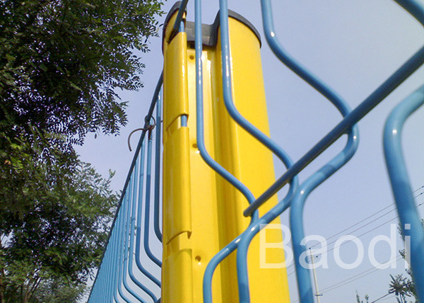 Quality Triangle Bended Pvc Coated Welded Wire Fencing Panels With Steel Post / Powder Coated for sale