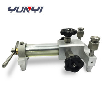 Quality Manual Pump Pressure Gauge Calibrator , Water Pressure Gauge Tester for sale