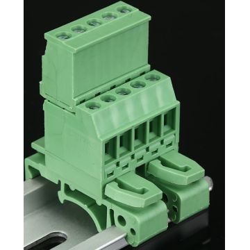 Quality RD 2EDGUVK 5.08MM 2P-24P 300V 15A green color brass terminal block use in DIN for sale