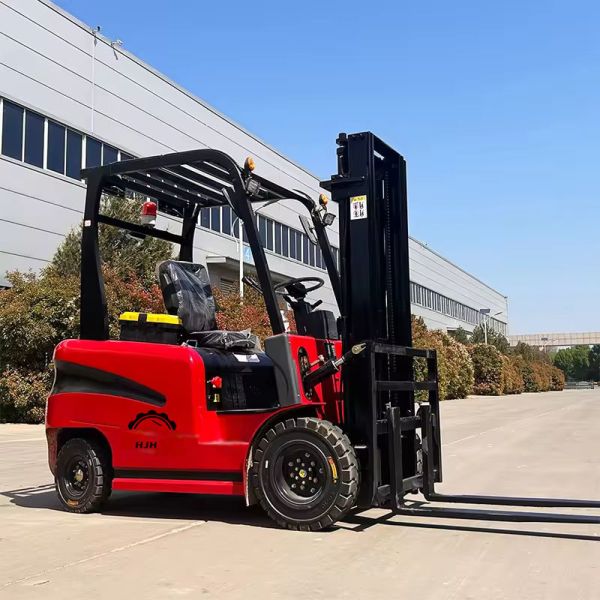 Quality Hotels Newest Multi Purpose 2 Ton Battery Operated Forklift Mini Forklift 4 Wheel Drive for sale