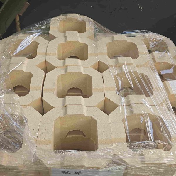 Quality Long Lasting Thermal Shock Resistance Furnace Bricks Size Styles Customized for sale