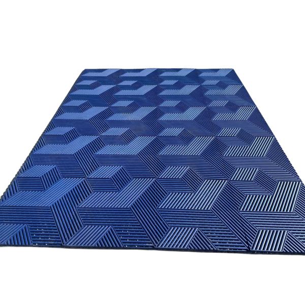 Quality Waterproof Oil Resistant PP Garage Floor For Industrial Work Environments for sale