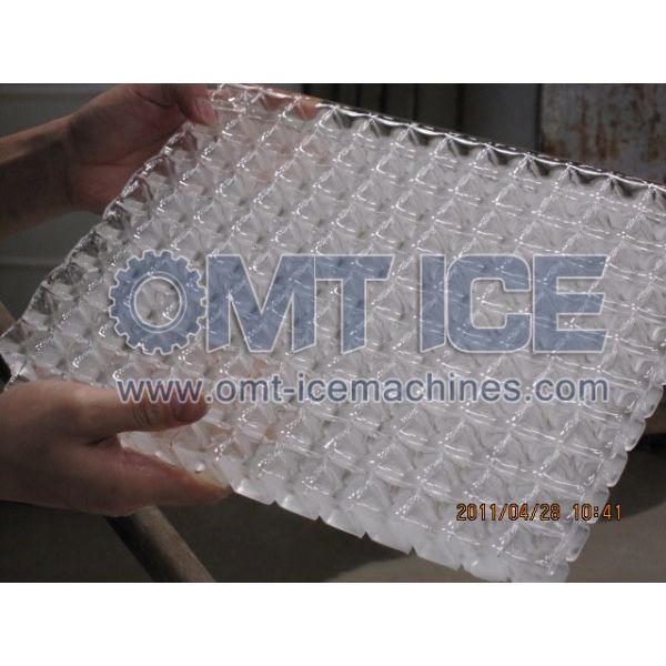 Quality Energy Efficient Commercial Large Ice Cube Maker High Accuracy Automatically for sale