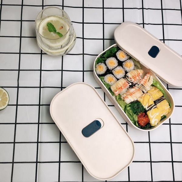 Quality Lightweight and Spacious 363g Reusable Double Layer Bento Box with Cutlery for sale