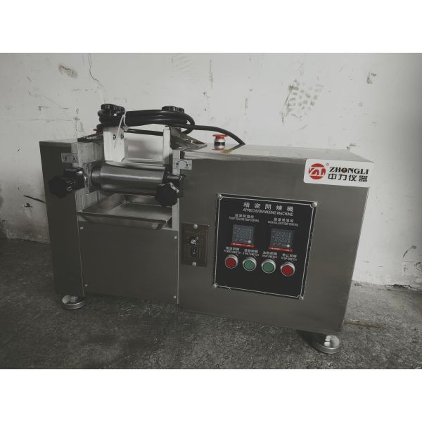 Quality Electric Heating Lab Two Roll Mixing Mill Used For Rubber Raw Material for sale