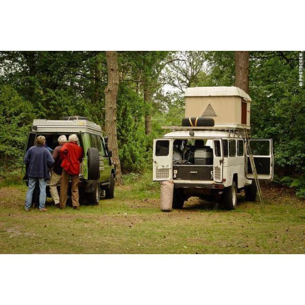 Quality Windproof OverRoam Automatic Roof Top Tent With Aluminum Telescopic Ladder for sale