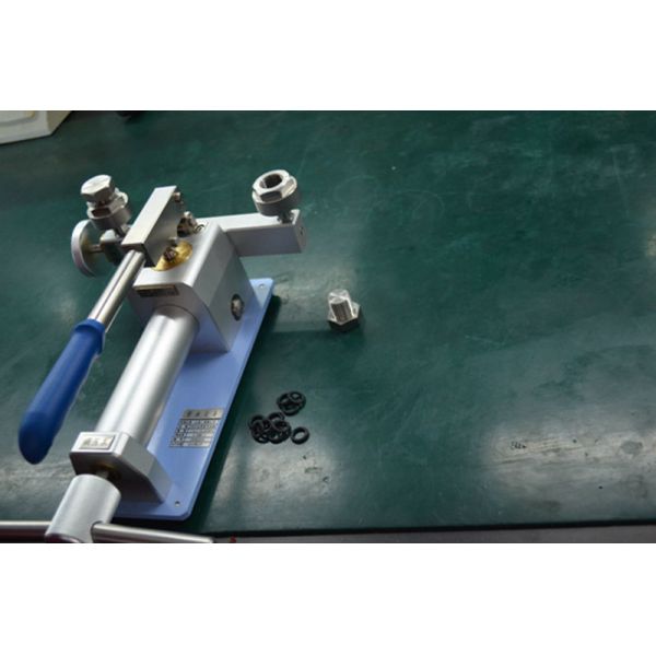 Quality Compact AIR Vacuum Pressure Testing Equipment HX673A for Pressure Range -0.95- for sale