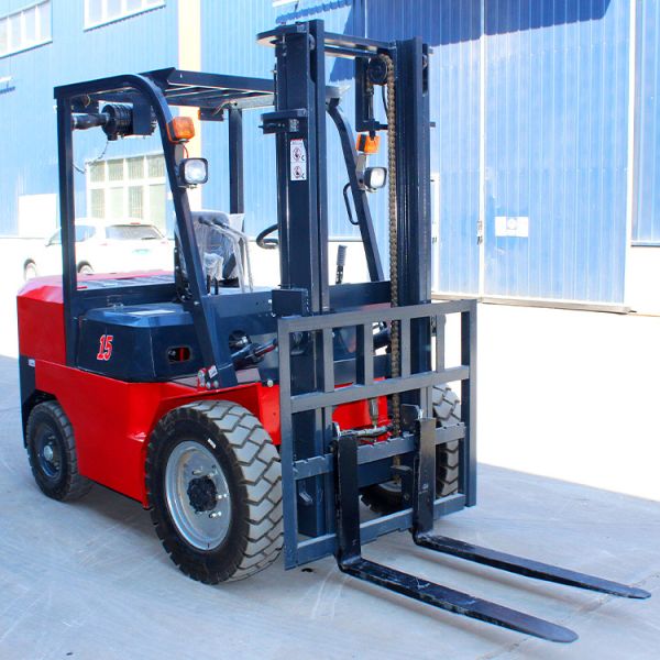 Quality Factory Price Forklift Diesel 1.5Ton off Road Forklift Trucks Durable Cheap Price for sale