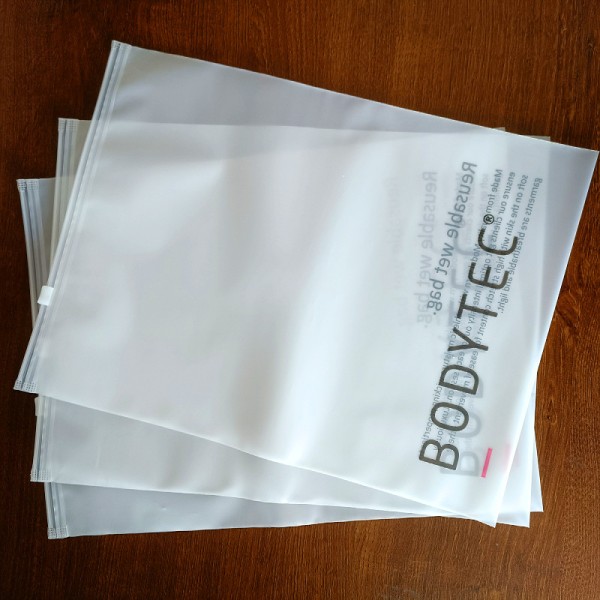 Quality Holographic Mylar Bag for Transparent Clothing Packaging made of PE Material Structure for sale