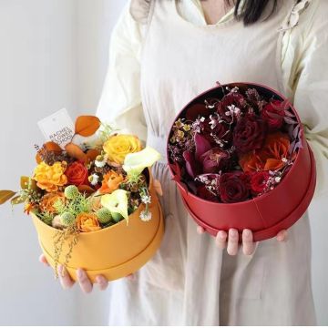 Quality Real Preserved Rose Rigid Paper Gift Box Round And Square Flower Box With Ribbon for sale