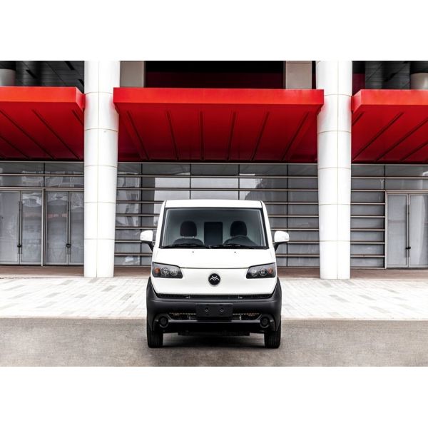 Quality Logistics EV Work Van Economical Family Version Cargo Van EV for sale