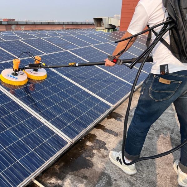 Quality Electric Double-Disc Rotating Brush for Solar Panel Cleaning with Long for sale