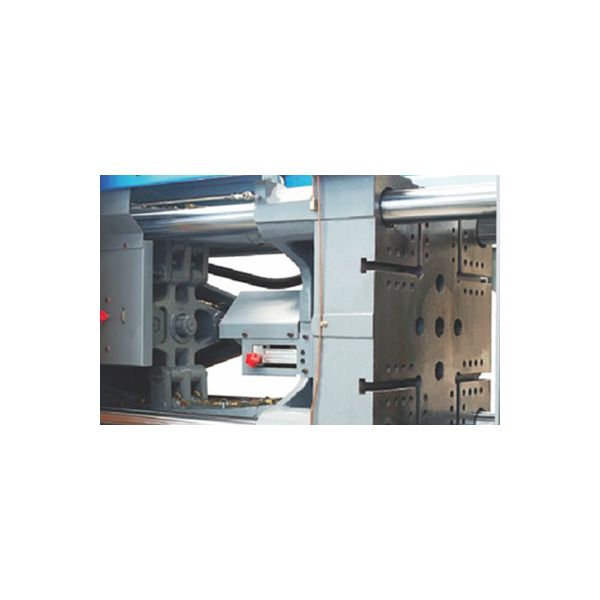 Quality Thermoplastic PE Injection Molding Machine , Injection Moulding Machine MZ320MD for sale