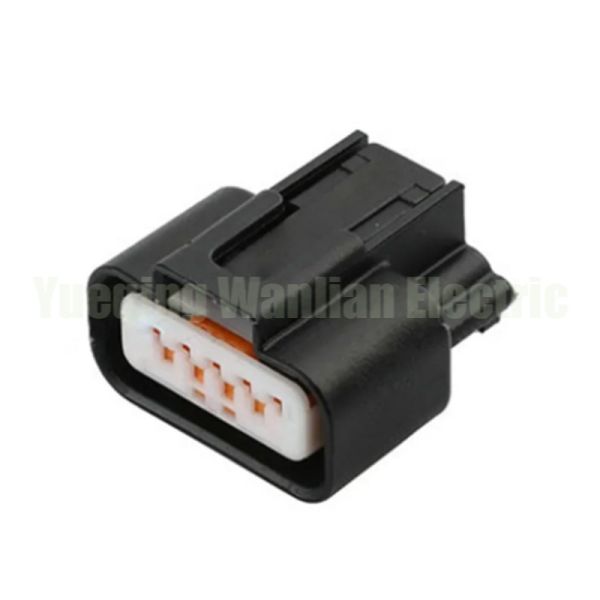 Quality 5 Pin PK605-05027 Auto Electric Housing Plug Waterproof Wiring Harness Connectors for sale