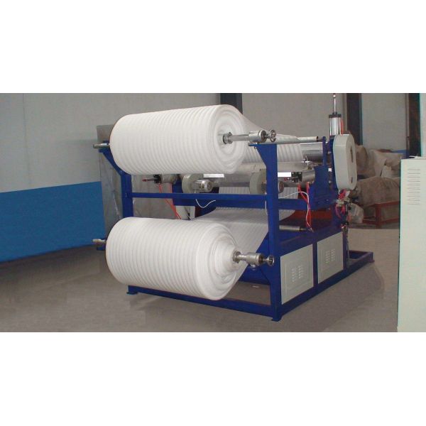 Quality PE Foam Sheet Making Machine Pe Foam Sheet Extruder Blue Machine Color for sale