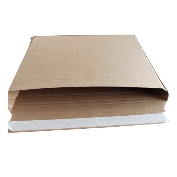 Quality Corrugated 28pt 550gsm Kraft Mailing Box Self Sealing for sale
