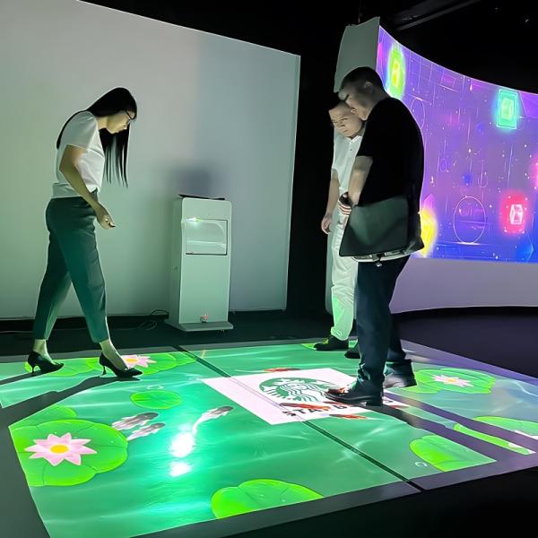 Quality Removable Ground Floor Projection 3300 Lumens For Amusement Park for sale